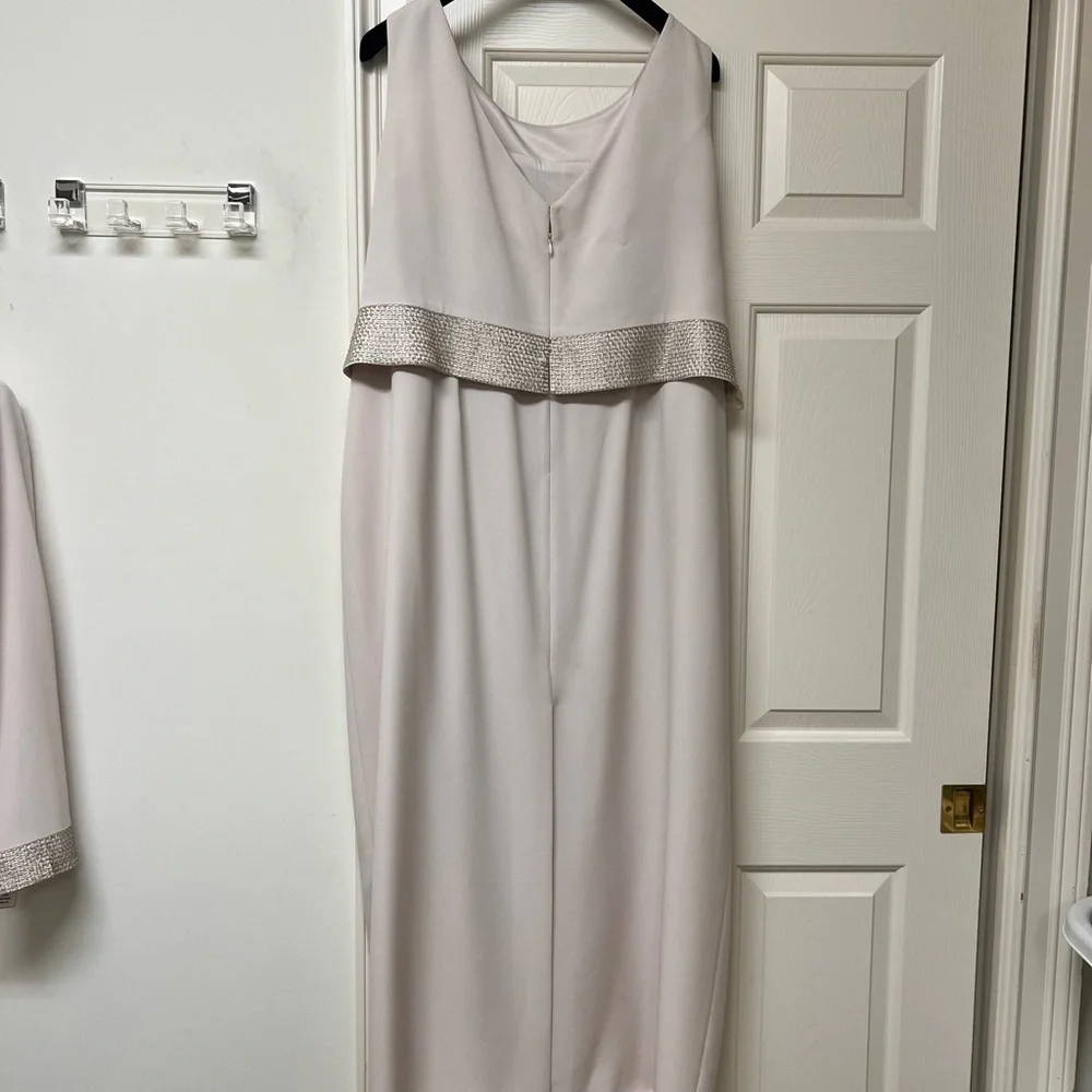 Daymor Couture | Dresses | Elegant Cream Formal Layered Midi Dress And ...